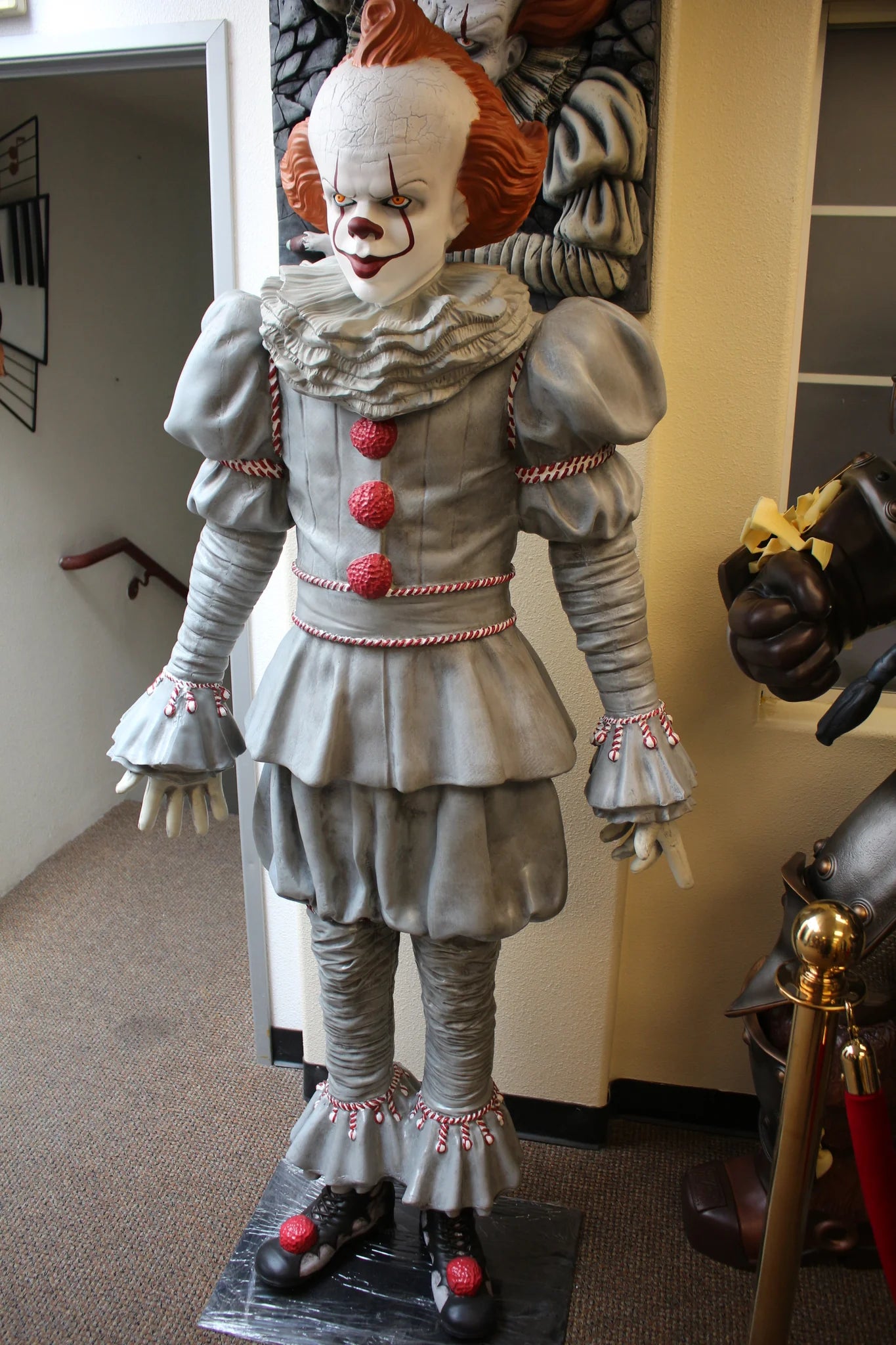 IT Pennywise Life Size Statue – LM Treasures Prop Rentals